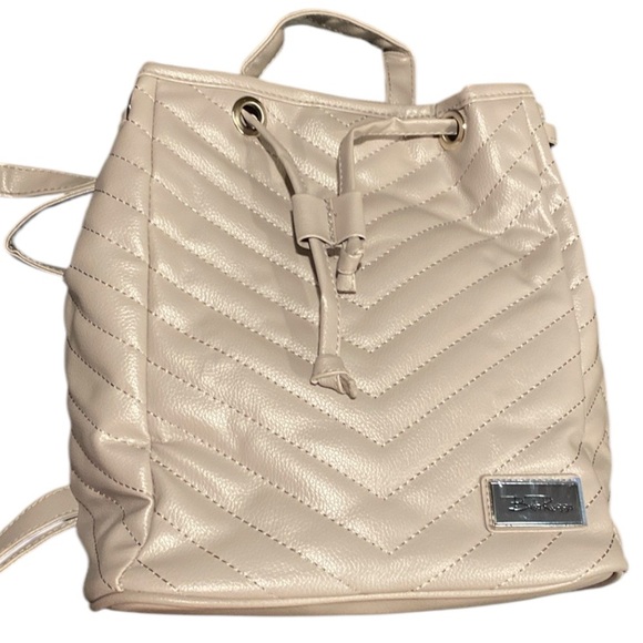 Bella Russo | Bags | Nwot Bella Russo Faux Leather Backpack Purse ...
